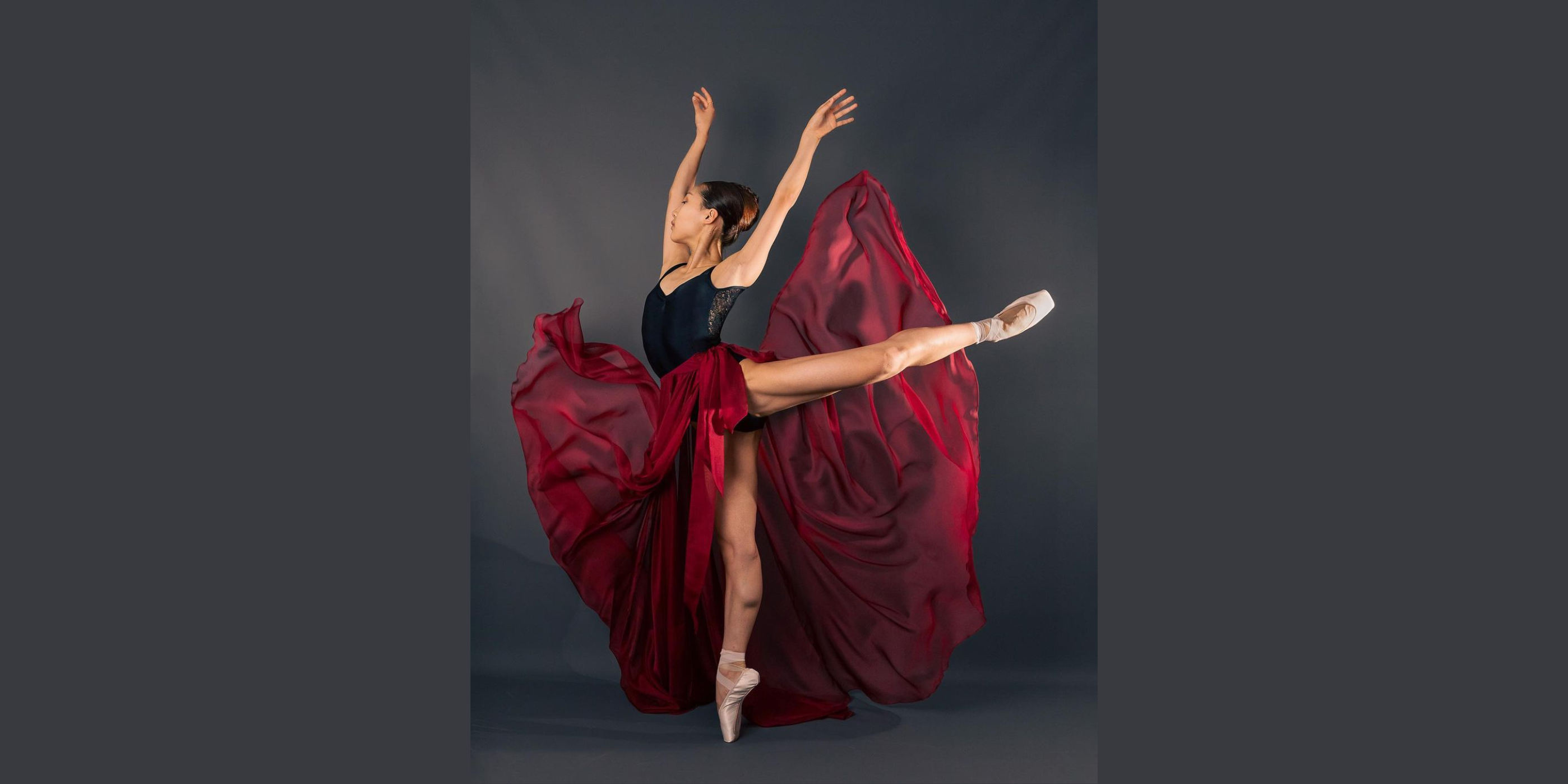 Merlet Team Wishes You Happy Holidays – See You in 2024! - MERLET DANCE